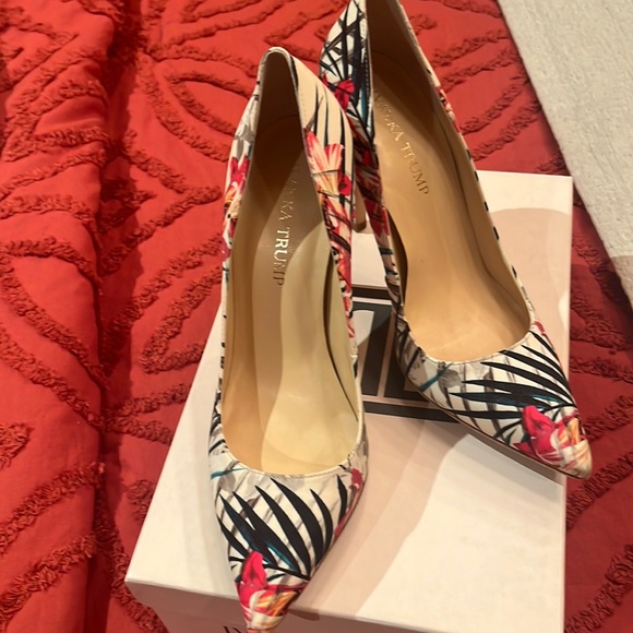 Ivanka Trump | Shoes | Like New Unique Design Ivanka Trump Shoe | Poshmark